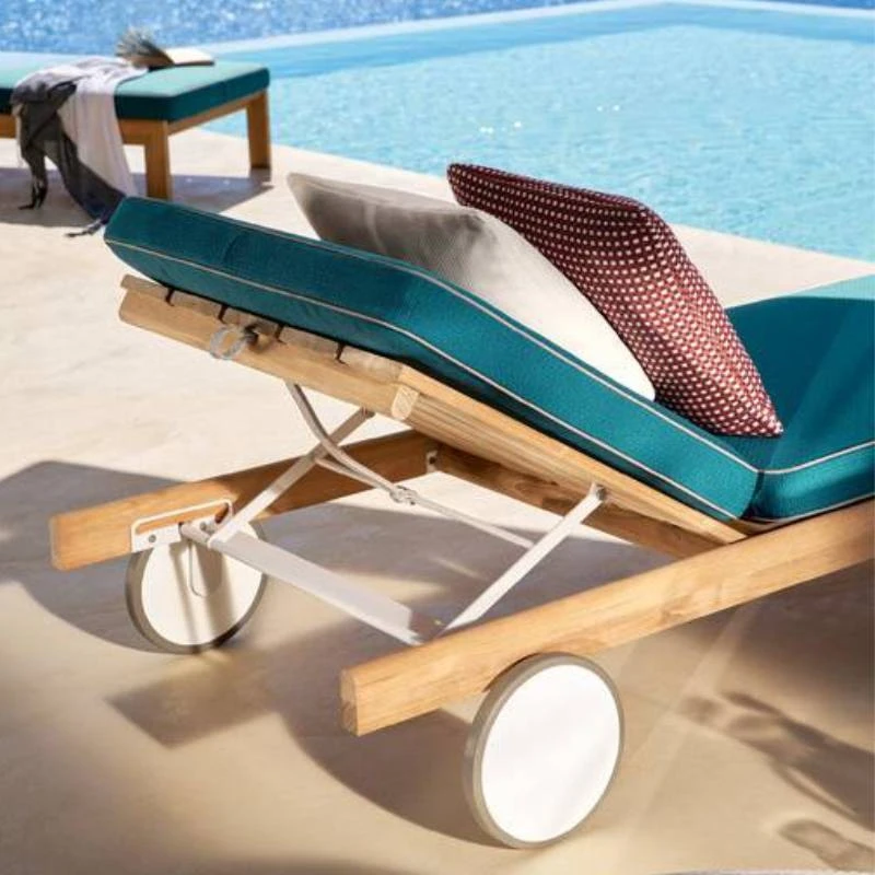 Cassina LIE OUT Sonnenliege