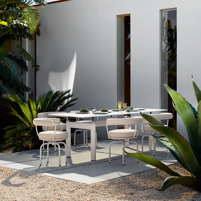 Cassina 7 Outdoor Drehstuhl - Le Corbusier®, Pierre Jeanneret ...